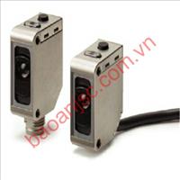 Cảm biến màu Omron E3ZM-V series E3ZM-V61 5M OMS