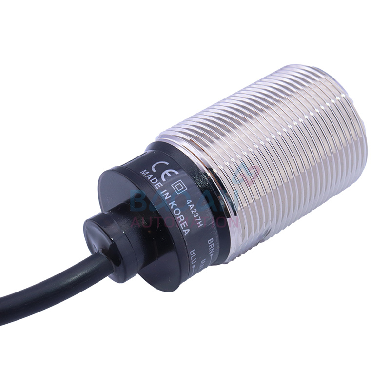 Cylindrical inductive proximity sensors cable type Autonics PR series ...